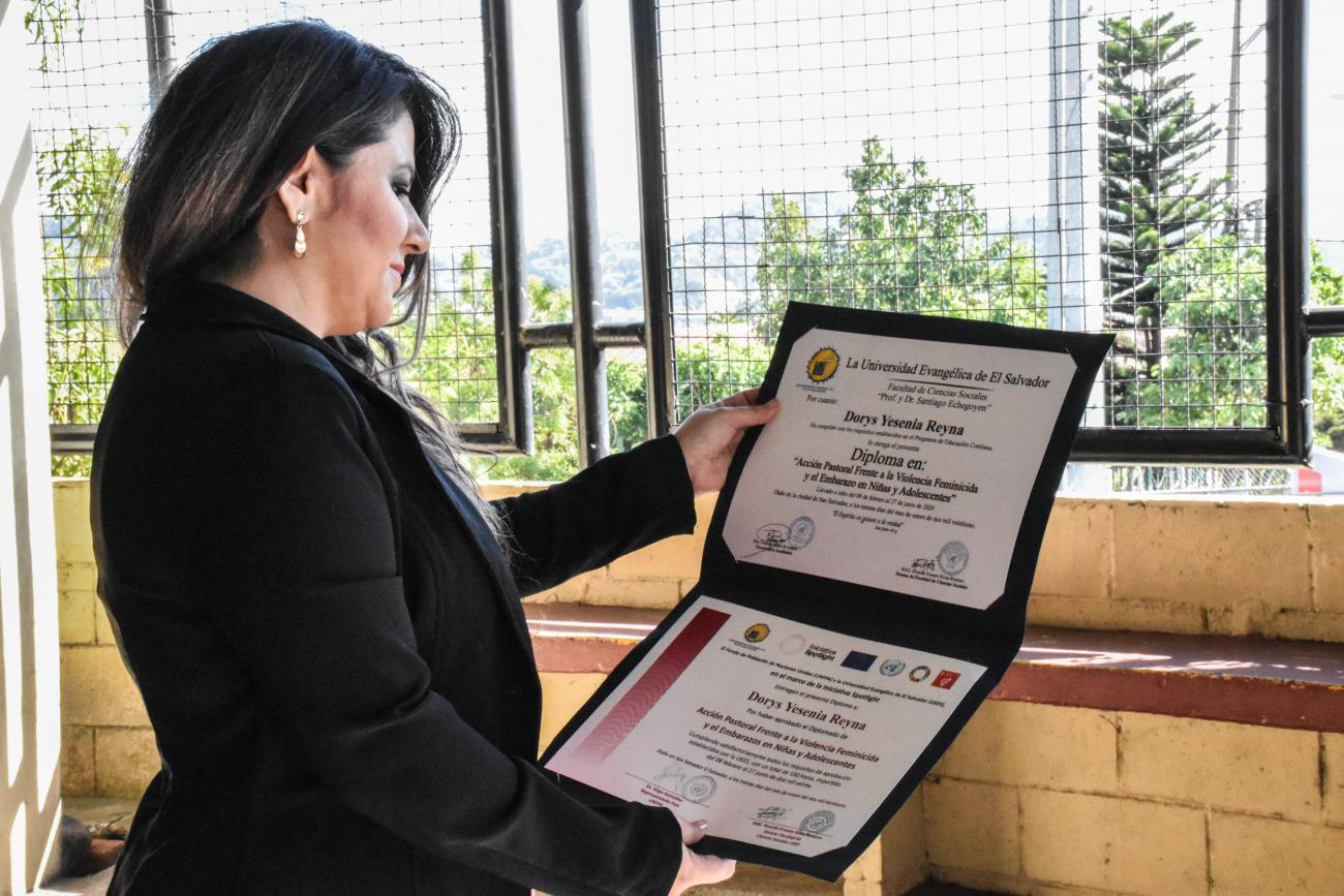 In El Salvador, a woman transforms her pain into activism | Spotlight ...